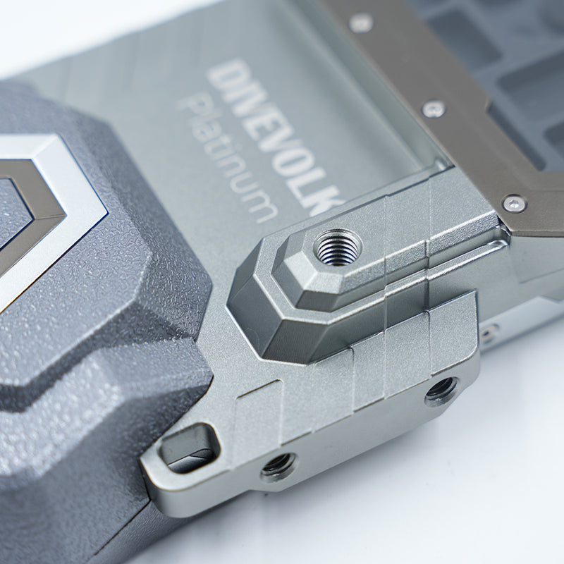 SeaTouch 4 Max Platinum | Depth & Durability